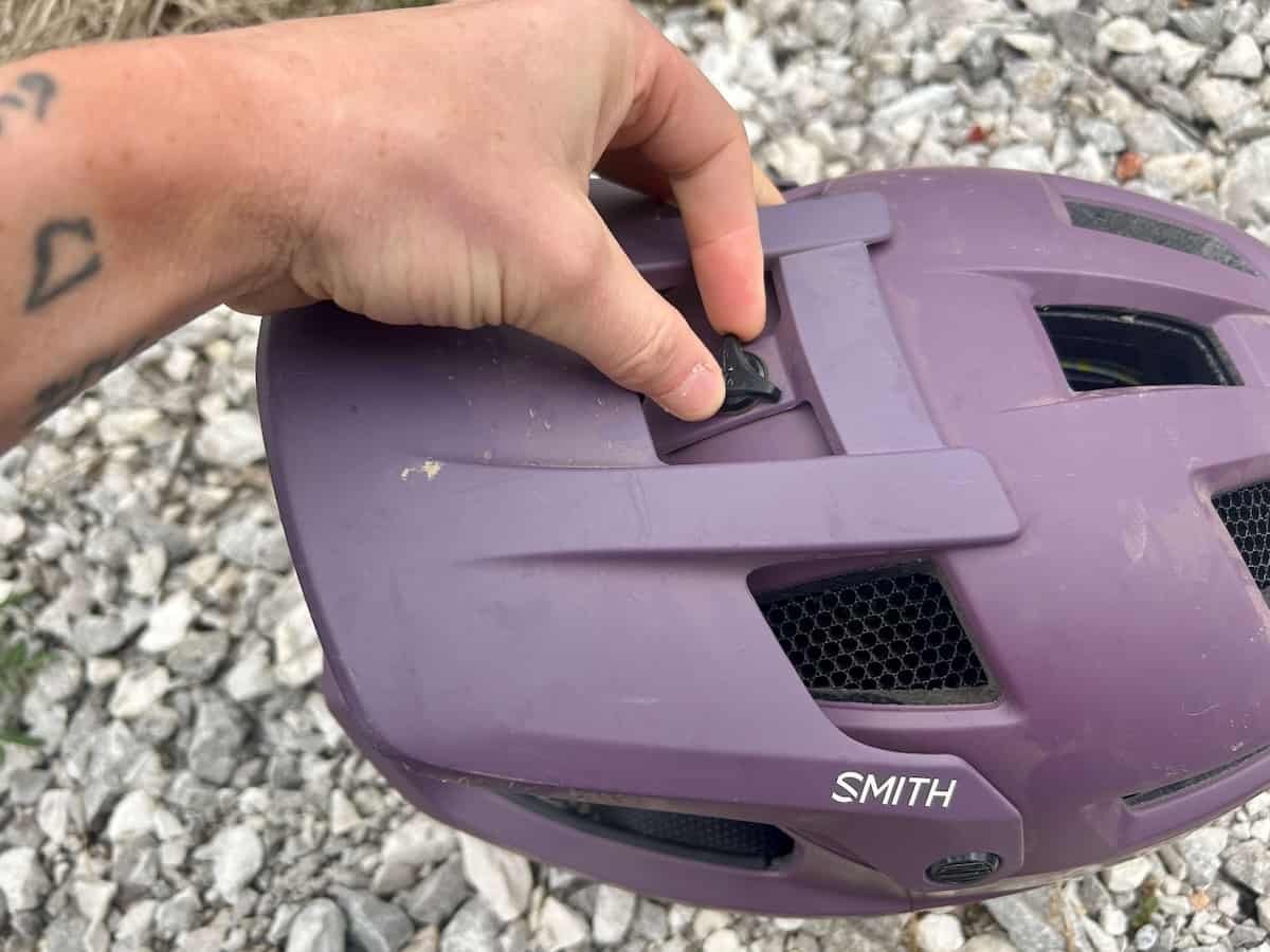 Smith Mainline Review: The Best Full Face Helmet For Mountain Bikers?